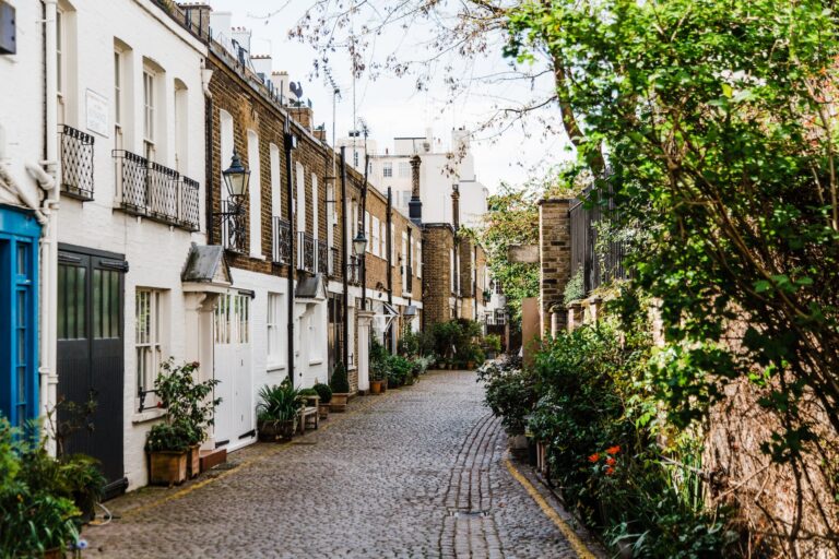 Retrofitting Heritage and Historic Buildings - Building Energy Experts